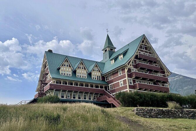Waterton National Park Premium Day Tour - Analyzing the Itinerary in Detail