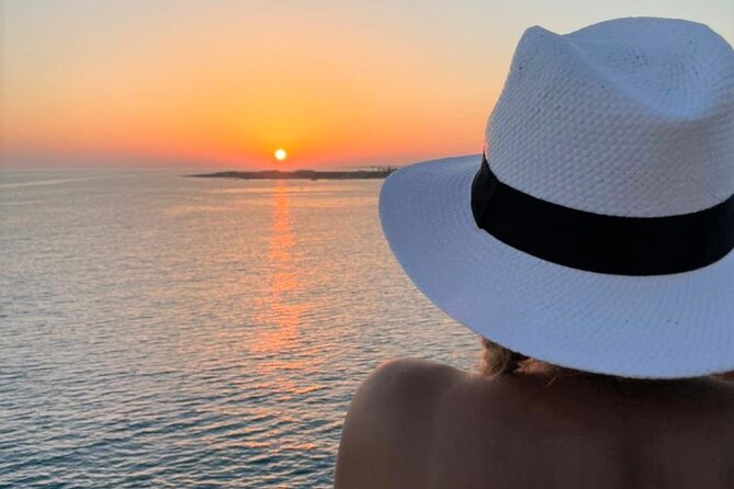 Wave Dancer Sunset BBQ Cruise - Key Points