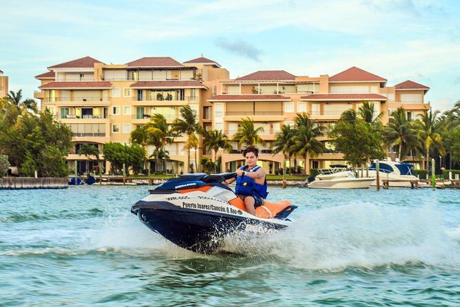 Waverunners Rentals in Cancun - What to Expect from the Cancun Jet Ski Tour
