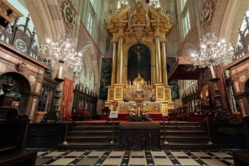 Wawel Castle, Old Town, Mary Basilica & Underground Museum - A Complete Tour of Kraków’s Gems