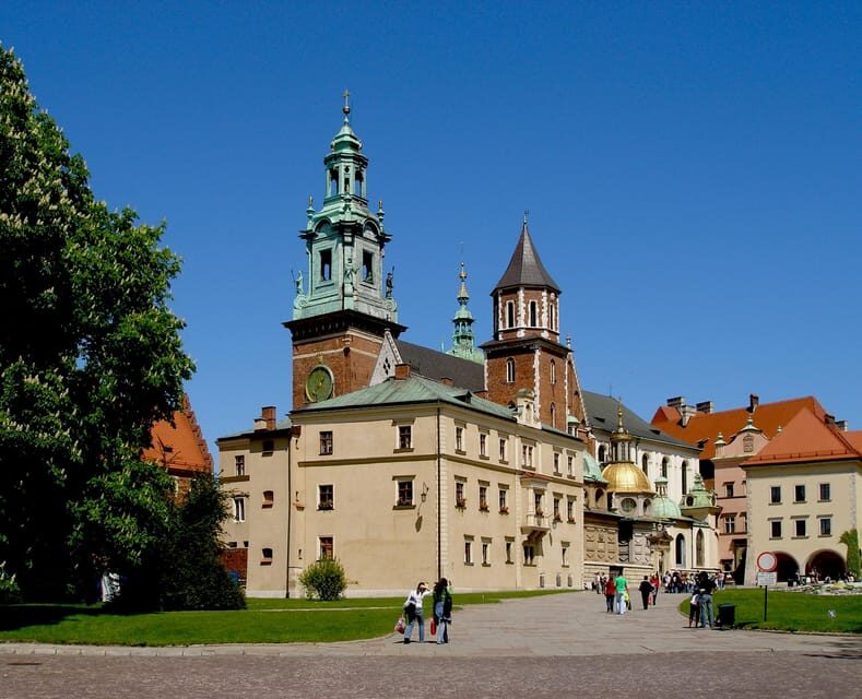 Wawel Castle, Old Town, Mary Basilica & Underground Museum - The Sum Up