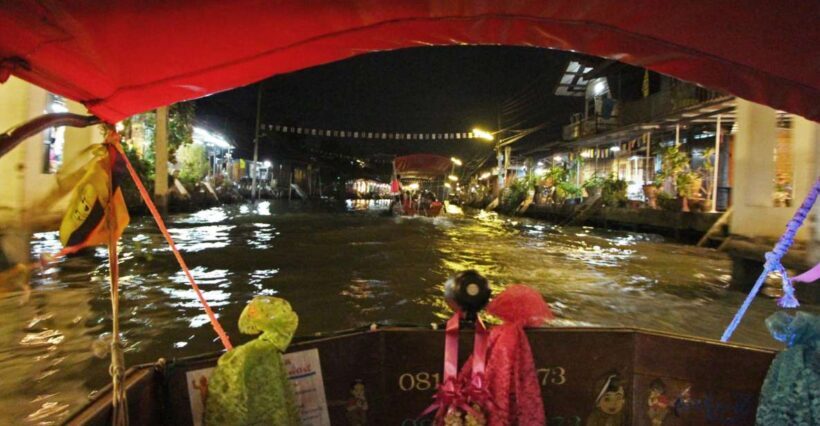 Weekend Amphawa Floating Market & Train Market Private Tour - Key Points