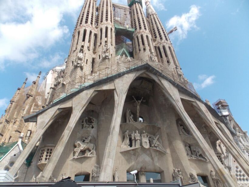 Welcome to Barcelona: Private Tour with a Local - Practical Details and Tips for Travelers