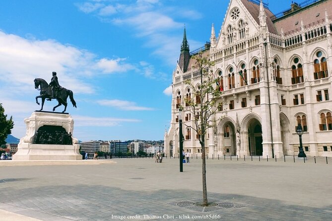 Welcome to Budapest: Private Guided Walking Tour - What’s Included and What’s Not