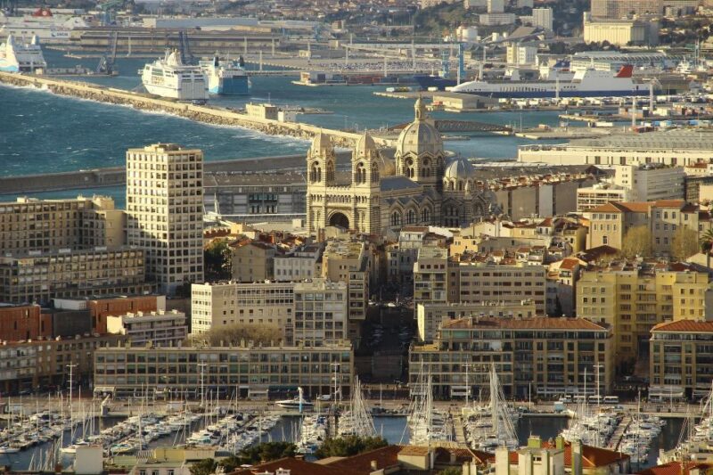 Welcome to Marseille: Private Tour with a Local - Authenticity and Personal Touch: What Travelers Say