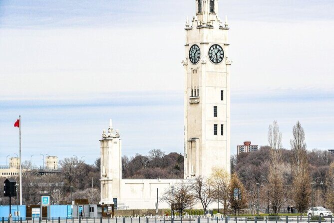 Welcome to Montreals Old Town: Private 2-hour Walking Tour - FAQ