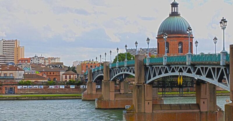 Welcome to Toulouse: Private Walking Tour with a Local - The Sum Up