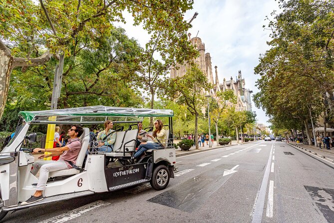 Welcome Tour to Barcelona in Private Eco Tuk Tuk - Wrapping Up