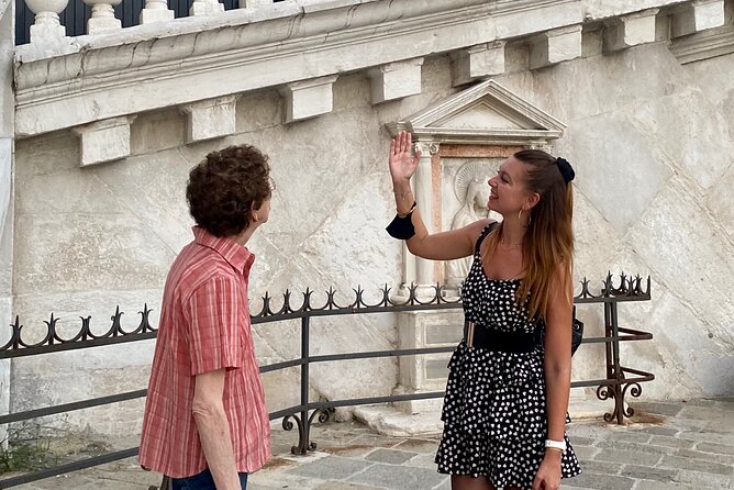 Welcome! Venice Sightseeing Kickstart Tour With Local Guide, Small Group - Discovering the Iconic Sights of Venice
