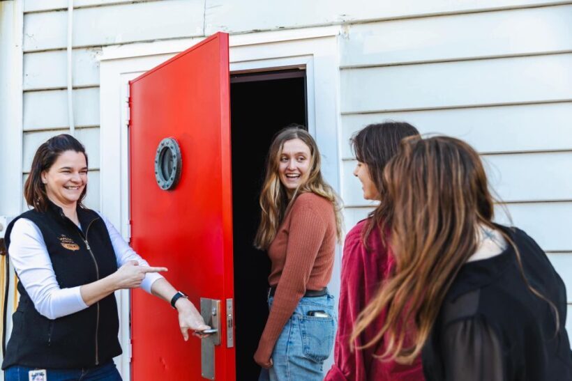Wellington: Wt Workshop Guided Tour Ticket - The Guides: Enthusiasm and Expertise