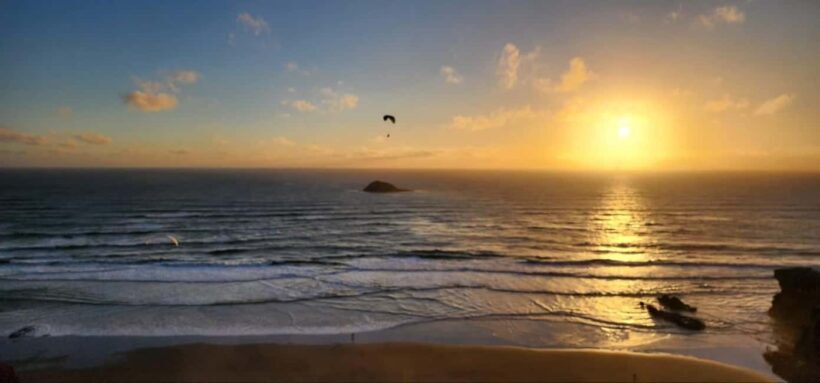 West Auckland: Sunset with Thermal pool & Wine Tasting - Key Points