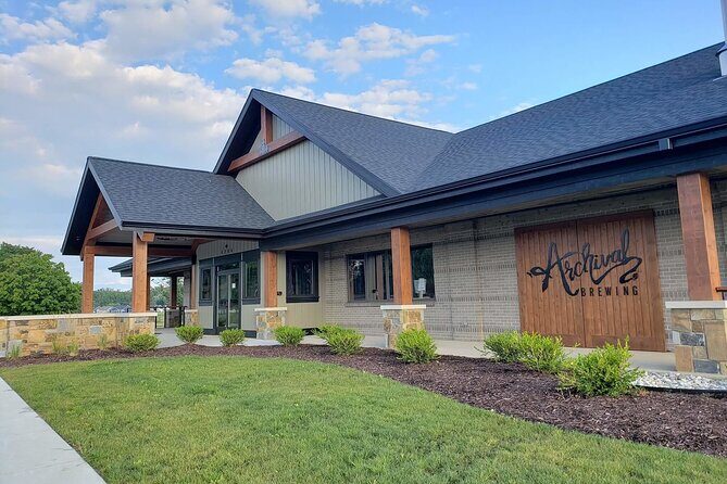 West Michigan Wine and Brewery Join in Day Tour - Who Should Consider This Tour?
