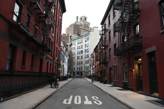 West Village Haunted Tour - Key Points