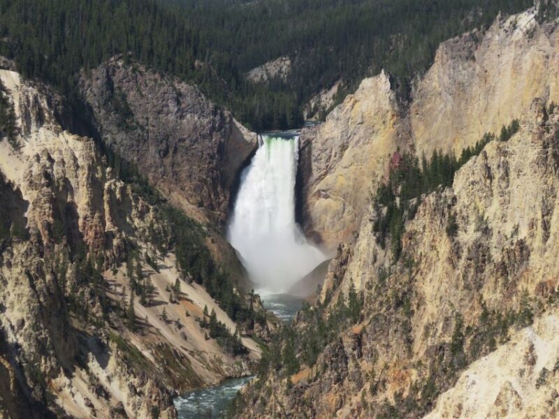 West Yellowstone: Yellowstone Day Tour Including Entry Fee - Who Should Consider This Tour?