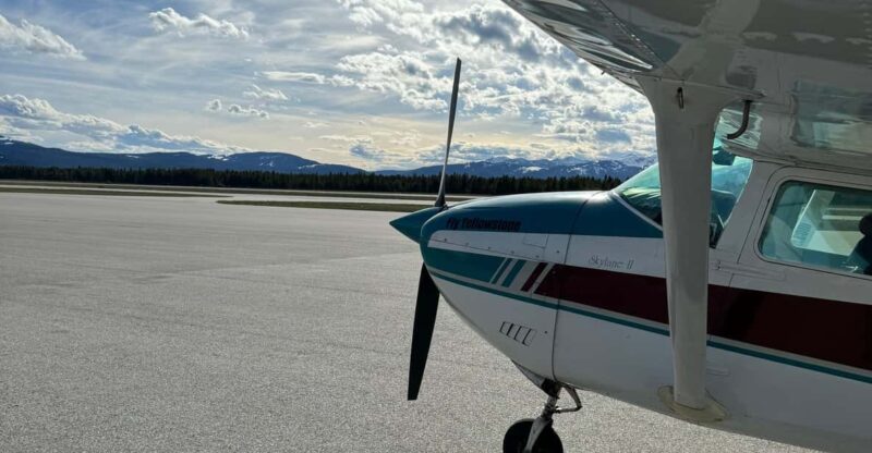 West Yellowstone:45 Minute Aerial Tour Rugged Mountains - A Closer Look at the Experience