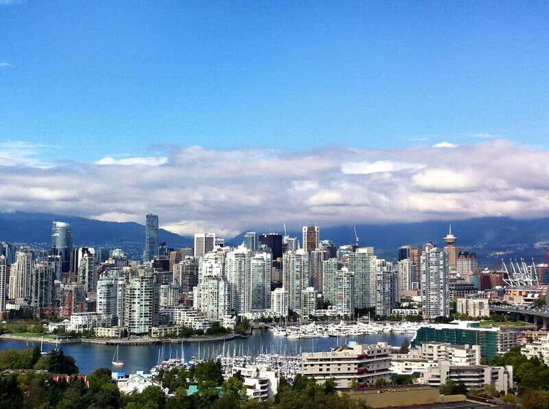 Western Canada Self-Driving Audio Guide English and German - A Deep Dive into the Experience