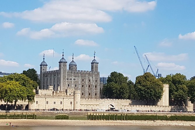 Westminster Walking Tour & Visit The Tower of London - Highlights of the Walking Tour