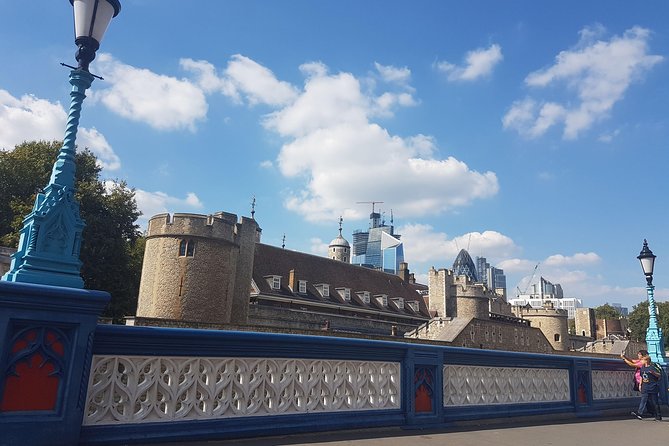 Westminster Walking Tour & Visit The Tower of London - Accessibility and Accommodations