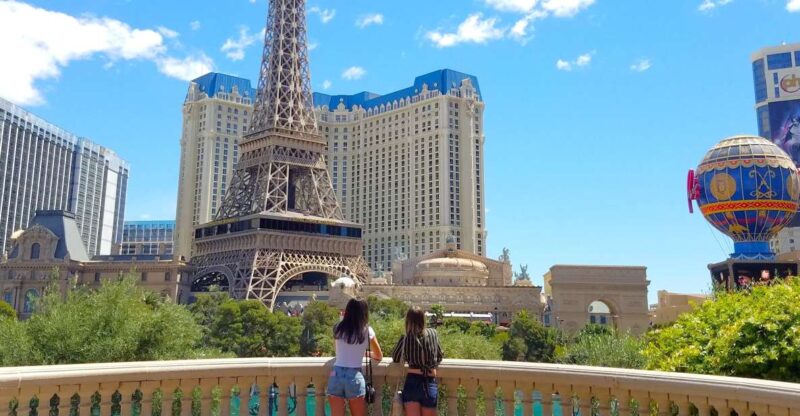 Where the Spots Are: Las Vegas Strip Walking Tour - Key Points