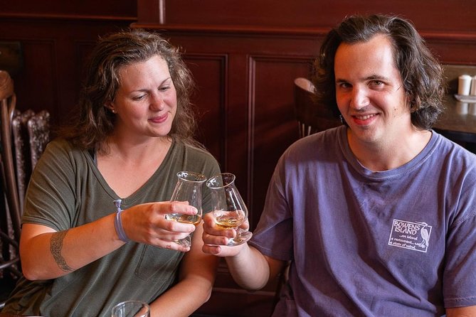 Whiskey Tasting Tour of Dublin - The Role of Knowledgeable Guides