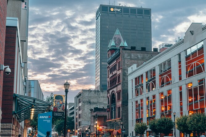 Whispers on Whiskey Row: Murder, Crime, & Ghosts of Derby City - Key Points