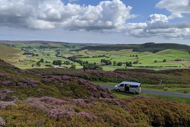 Whitby, Robin Hoods Bay and the Moors From York - Discovering Helmsley and Goathland