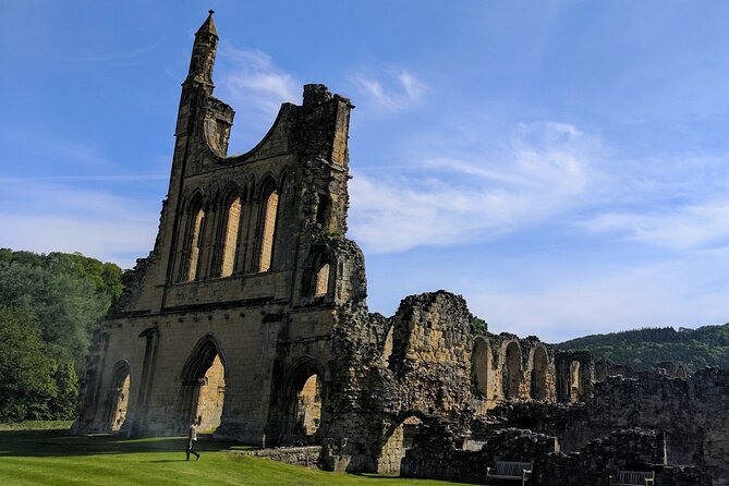 Whitby, Robin Hoods Bay and the Moors From York - Experiencing the Beauty of Heather-Coated Moors