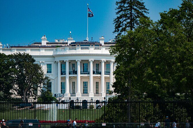 White House, National Mall Capital Highlight and Lincoln Memorial - A Detailed Look at the Tour Experience