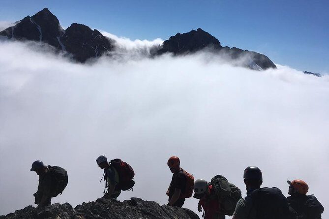 White Pass Mountaineering Adventure - An In-Depth Look at the White Pass Mountaineering Adventure