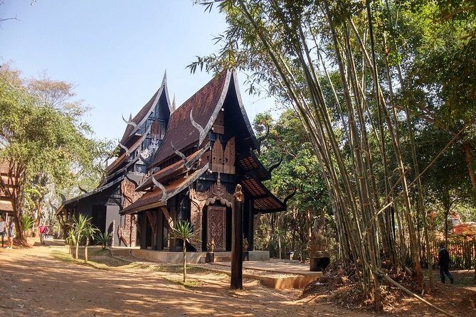 White Temple, Black House Museum and Hot Spring Tour from Chiang Mai - Timing and Practical Details