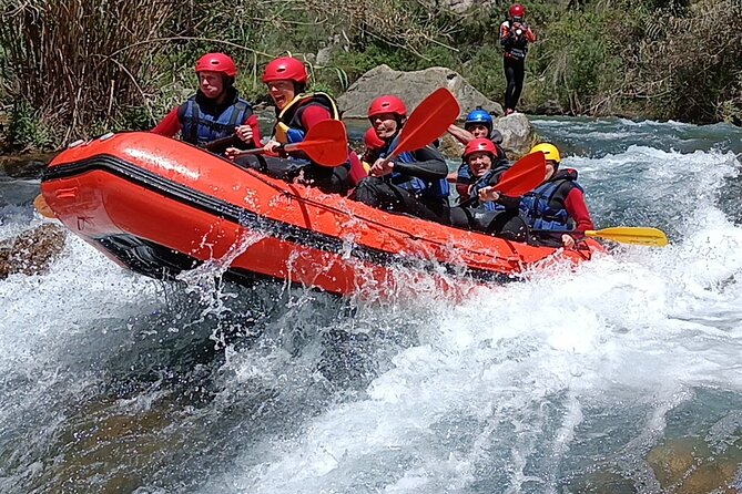 White Water Rafting in Montanejos 1h Valencia - Inclusions