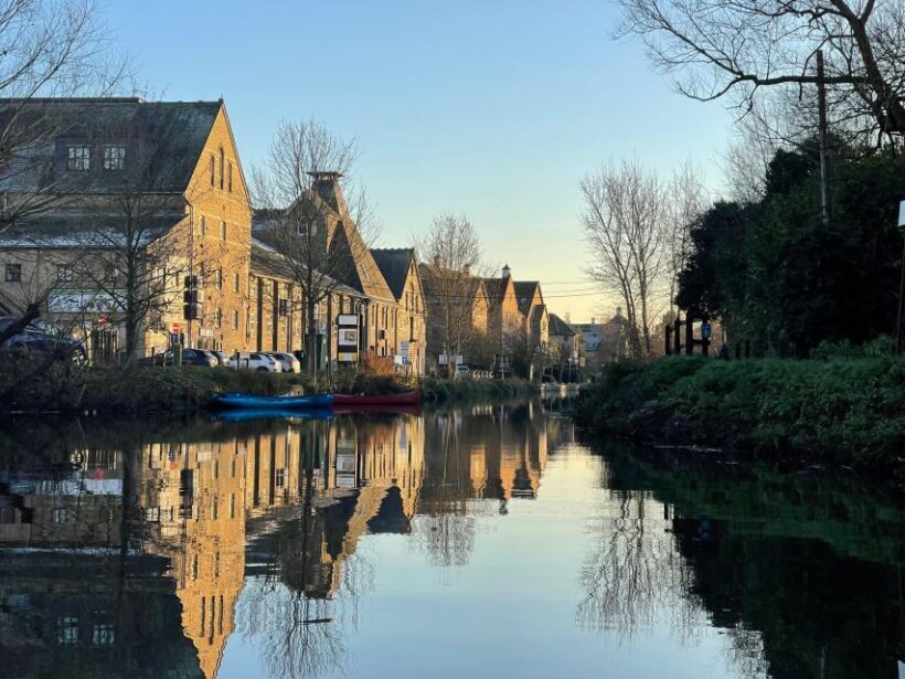 Whoosh Explore Canoe Club: River Stort Canoe tours - An In-Depth Look at the River Stort Canoe Tour