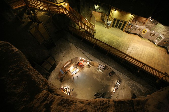 Wieliczka Salt Mine Guided Tour From Krakow With Pick-Up From Selected Hotels - Customer Feedback and Experiences