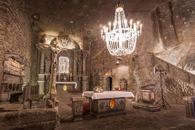 Wieliczka Salt Mine Guided Tour With Pickup - Pickup and Meeting Information