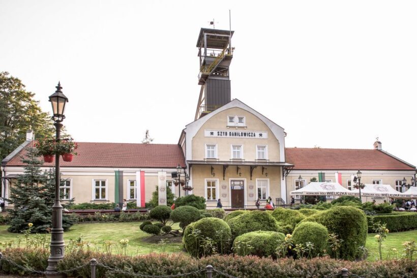 Wieliczka Salt Mine Tour Including Hotel Pick-Up - FAQs