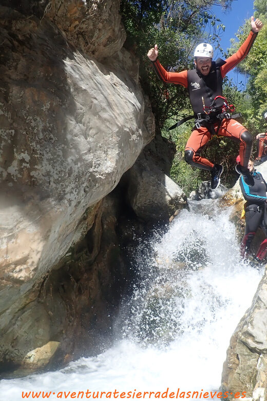 Wild canyoning in Sierra de las Nieves, Málaga - Equipment and Safety