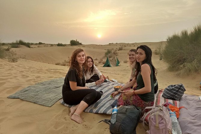 Wild Desert Overnight Safari - Day 2: Sunrise and Village Visits