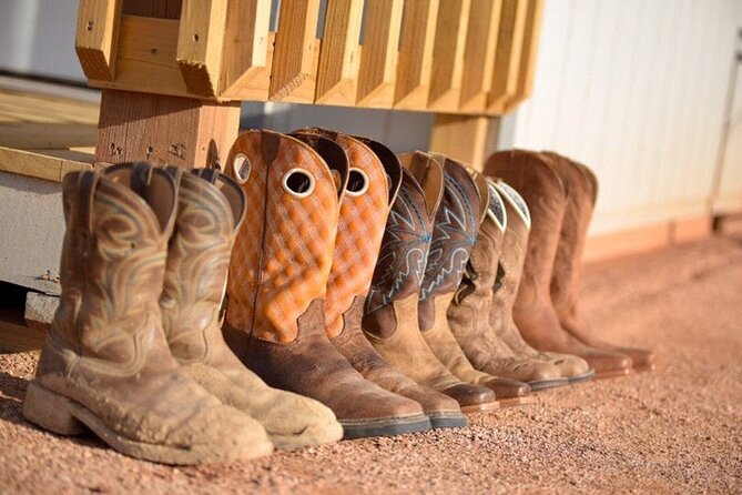 Wild West Sunset Horseback Ride with Dinner from Las Vegas - Wild West Sunset Horseback Ride with Dinner from Las Vegas: A Genuine Cowboy Experience