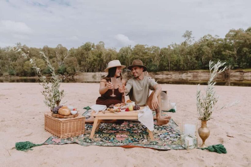 Wildlife Guided Tour with Picnic at The Paddock at Ulupna - Key Points