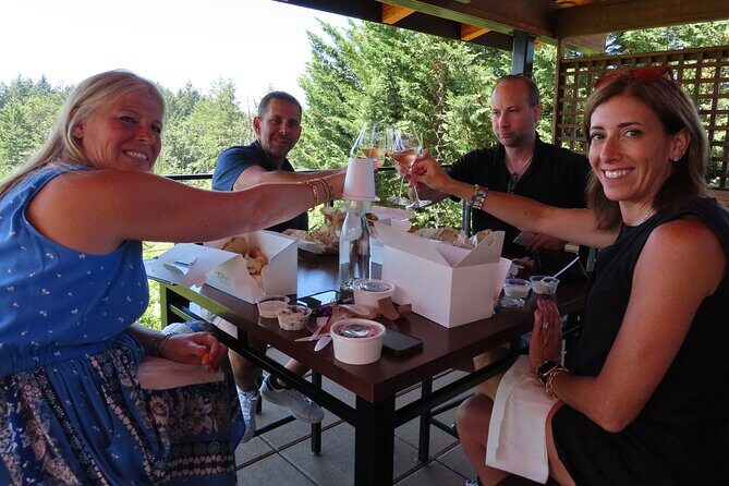 Willamette Valley Boutique Winery Tour with Lunch - FAQ