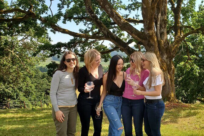 Willamette Valley Pinot Noir & Wood Fired Pizza Pairing Tour - Key Points