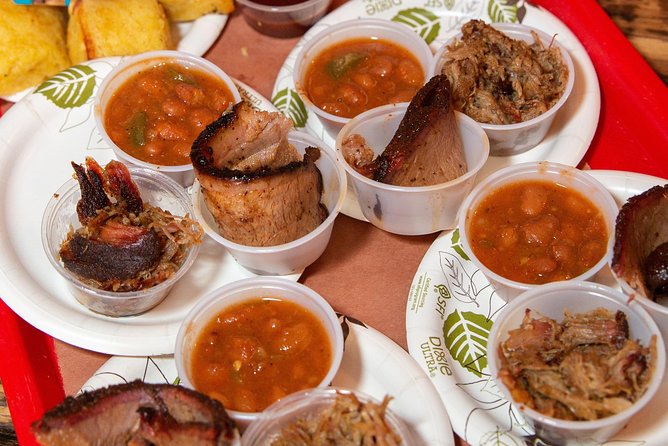 Williamsburg Bites: Brooklyn Food Tour by Like A Local Tours - Discovering Iconic Eateries