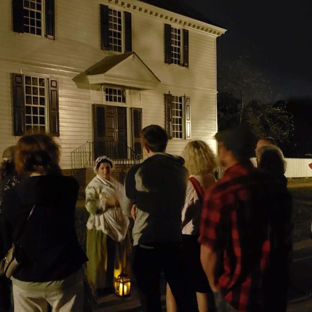 Williamsburg: Haunted Ghosts, Witches, and Pirates Tour - What the Reviews Say