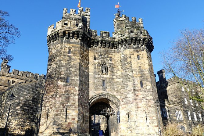 Windermere & Lake District Tour From Manchester Including Cruise - Logistics and Meeting Information