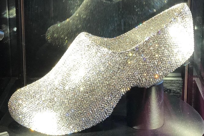 Windmill Village Zaanse Schans From Amsterdam Central Station - Clog Making Demonstration