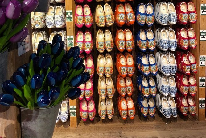 Windmill Village Zaanse Schans From Amsterdam Central Station - Private Transportation Option