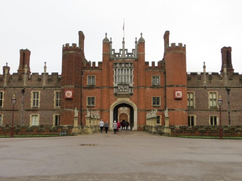 Windsor Castle Hampton Court Palace Private Tour with Pass - A Closer Look at the Itinerary and Highlights