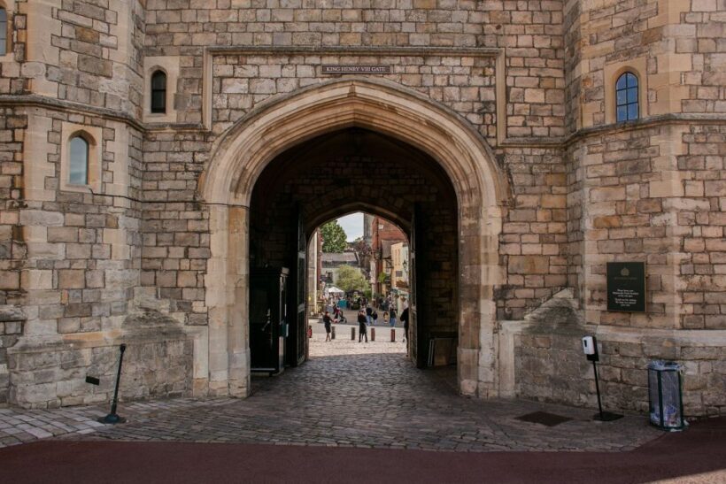 Windsor Castle Hampton Court palace Private Tour with Ticket - The Sum Up: Is It the Right Tour for You?
