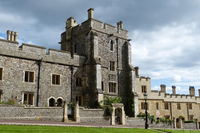 Windsor Castle Private Car Tour. Entrance Fees included - Who Should Book This Tour?