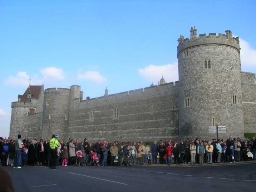 Windsor Oxford Cotswold Private Tour including Admissions - Key Points